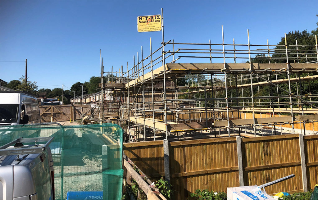 Timber frame scaffold, Shepherdswell – NTRIX